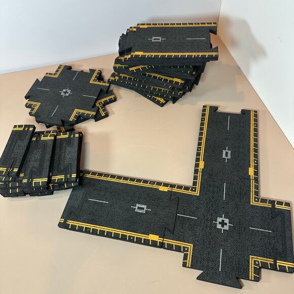 hot wings | Toys | Lot Of Hot Wings Runway Foam Road Track Street ...